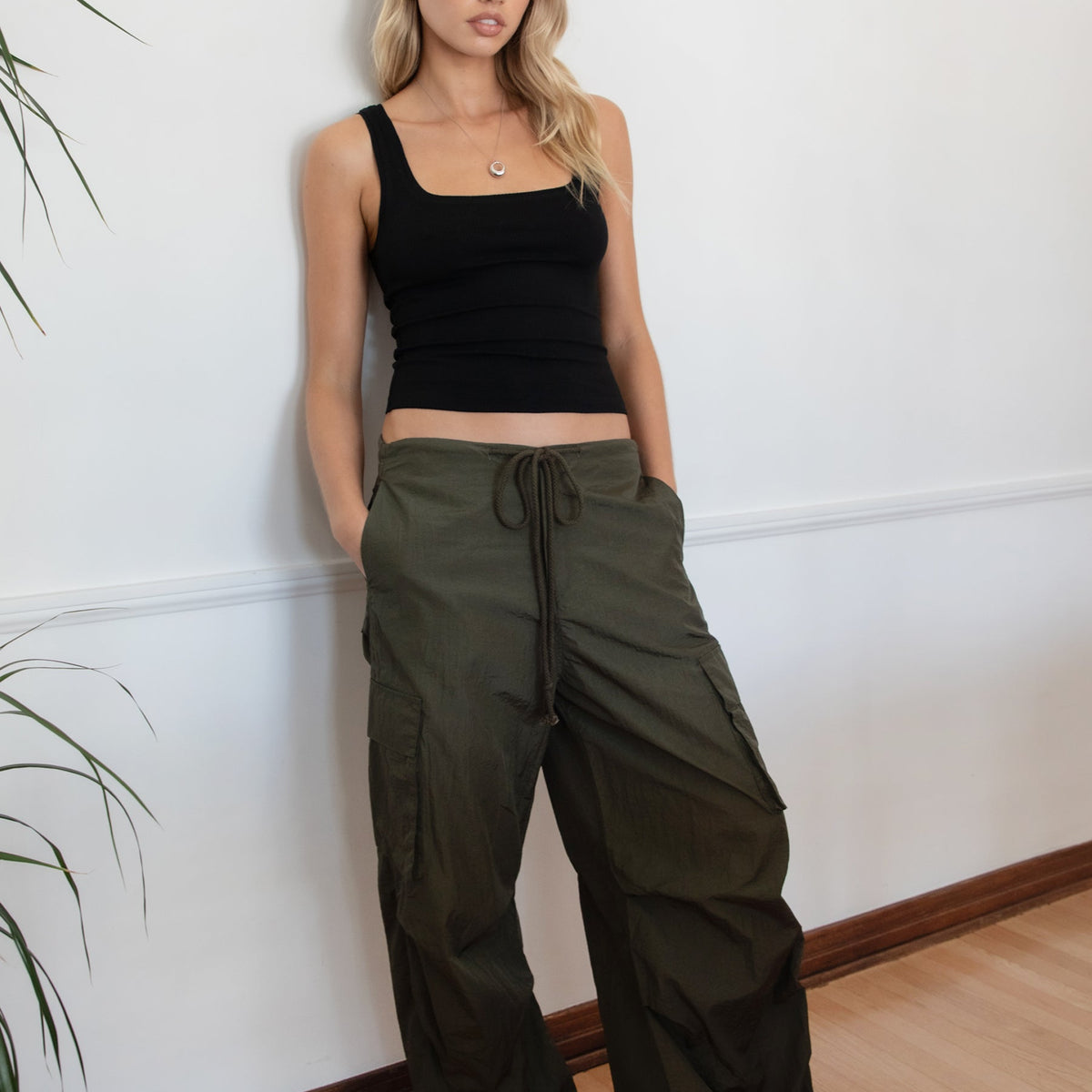 TIC TOC PH29131 TOMY Crinkled Nylon Parachute Cargo Pants – Tic Toc